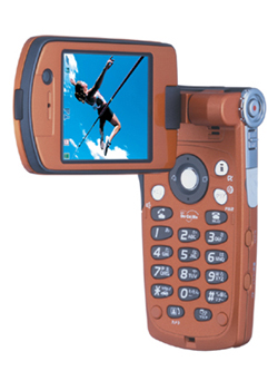 NTT 도코모 FOMA 900i시리즈 F900iT, N900iS, P900iV모델 발매