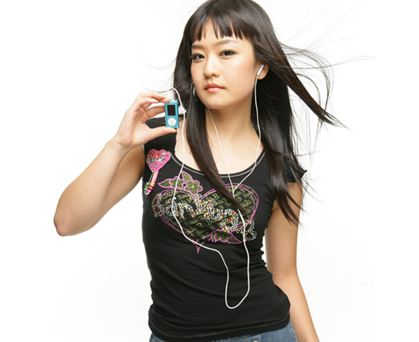 아이옵스, 7가지 컬러의 쥬얼리타입 MP3P '아이옵스 작' 출시!