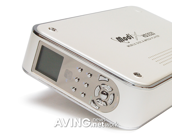 가정용 홈시어터에서 선명한 HD화질을 구현하는 ‘모딕스 HD-3520’