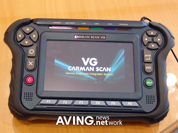 국내외 모든 차종을 진단할 수 있는 핸드툴형 종합 차량진단기 ‘CARMAN SCAN VG’