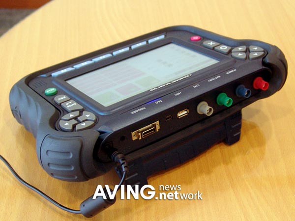 국내외 모든 차종을 진단할 수 있는 핸드툴형 종합 차량진단기 ‘CARMAN SCAN VG’