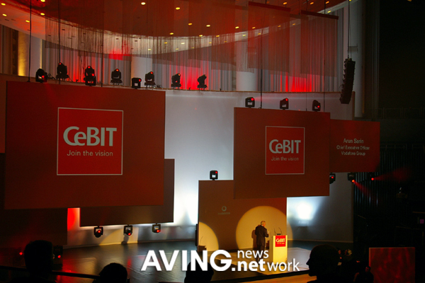 CeBIT 2006 개회식, 보다폰 CEO 'Arun Sarin'