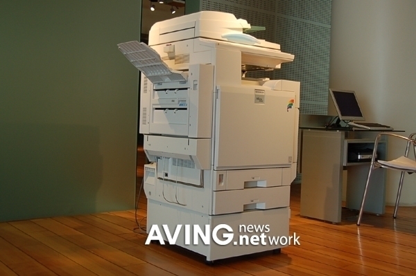 몬스터의 명성에 걸맞는 고성능 프린터, 디지웍스 몬스터(Aficio 3245C) 출시