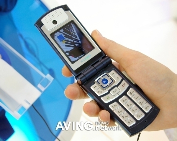 3세대 UMTS폰 ‘U526’ - CeBIT2006 중국 화웨이 모바일폰 소개(1)