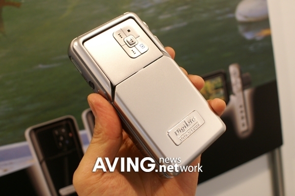 DigiLife, 휴대용 디지털 미니 캠코더 ‘DDV-5120A’ 선보여