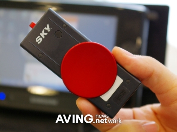 HSDPA와 EV-DO지원 듀얼모드 USB모뎀