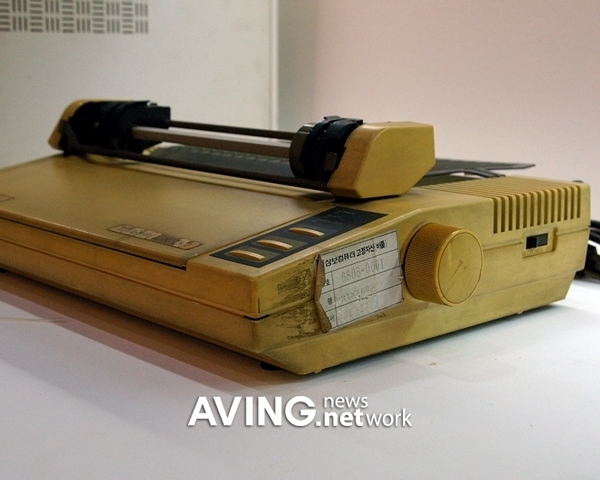 1985년 생산된 매트릭스 프린터 Trigem LX-80