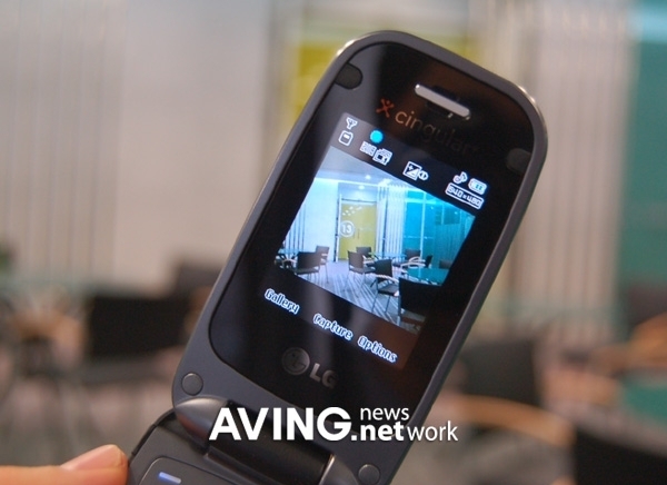 LG전자, PTT 기능 갖춘 3G폰 'CU400'