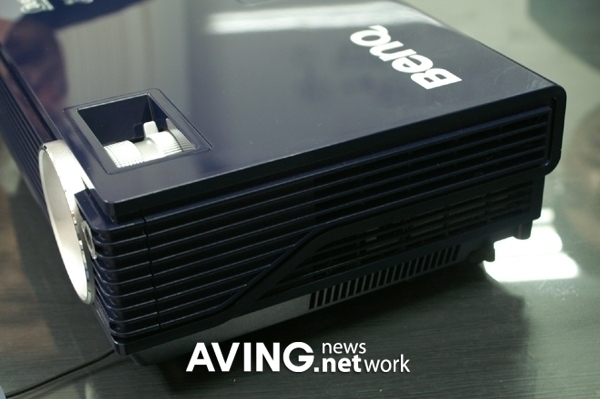 벤큐, 밝기와 램프수명을 강화한 경제적인 프로젝터 'MP611'