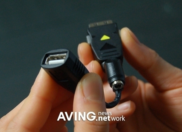 USB 호스트 기능 탑재한 PDA 'PIDION BM-300' 출시