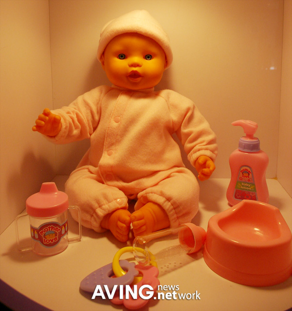 '홍콩완구전 2007'에서 선보인 'TAKMAY' 베이비 인형