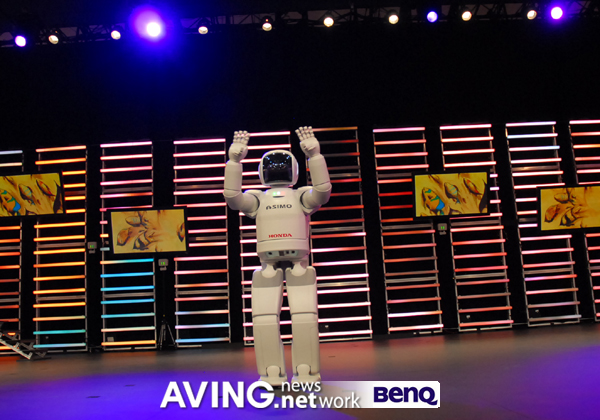 CES 2007로봇, ‘아시모’와 ‘R2D2’ 주목해야