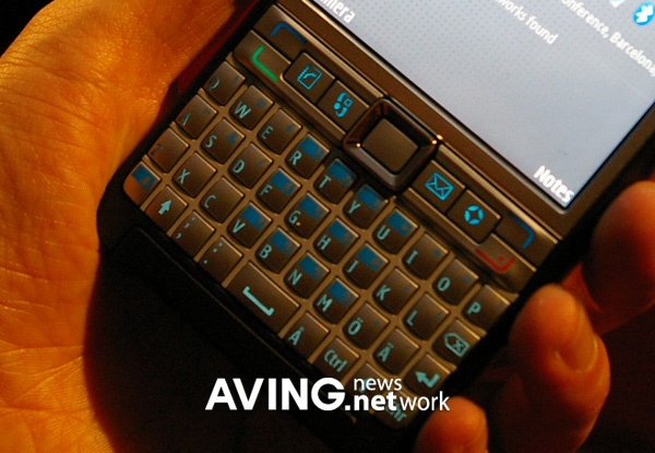 [3GSM-노키아] 노키아 'E시리즈' 소개(3) - 편리한 이메일 기능을 제공하는 'E61i'