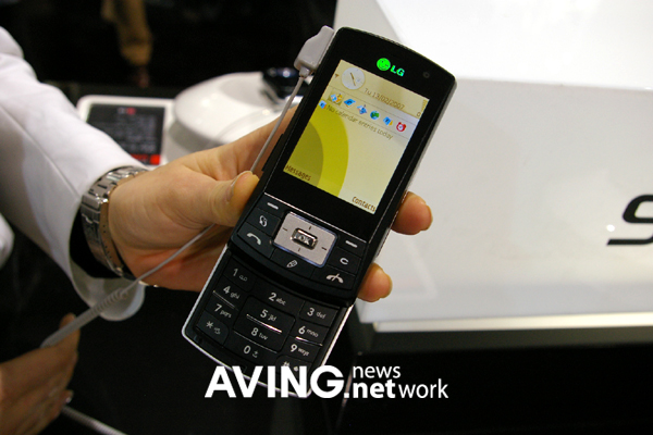 [3GSM-LG] 풀 인터넷 브라우징 가능한 3세대 스마트폰 'KS10'