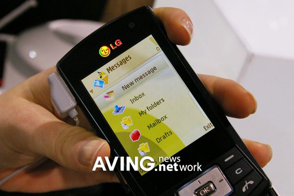 [3GSM-LG] 풀 인터넷 브라우징 가능한 3세대 스마트폰 'KS10'