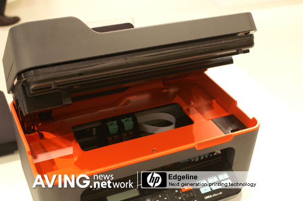 명장 'Jasper Morrison'이 디자인한 복합기 'LINEA'