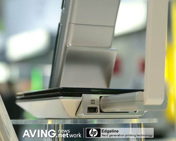 Xfone, 세빗 최초 공개 VOIP 폰