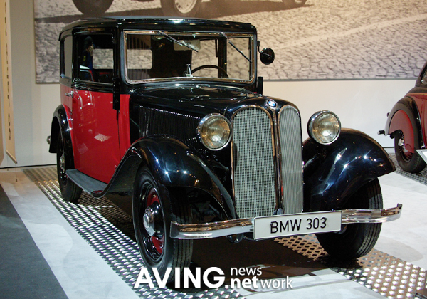 BMW, 1933년형 'BMW 303 Limousine'