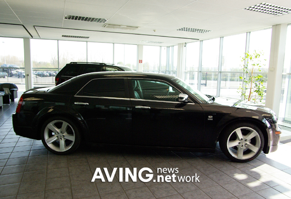 'STARTECH', 브라버스가 재해석한 크라이슬러 '300C' - BRABUS 튜닝카(3)