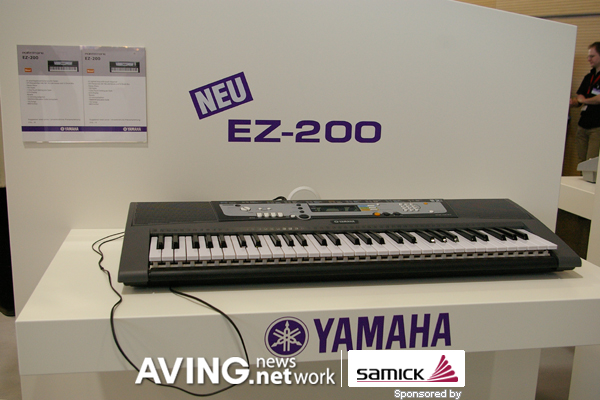 야마하, 61건반의 키보드 'EZ-200' 선보여