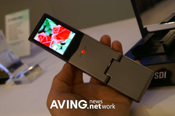 [Visual Focus] SAMSUNG SDI’s AMOLED 소개(2) - Dual 2.4”