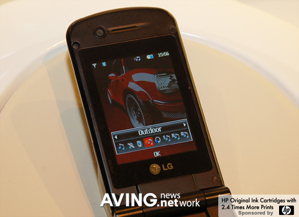 LG Mobile 'U830' supporting GSM Tri Band