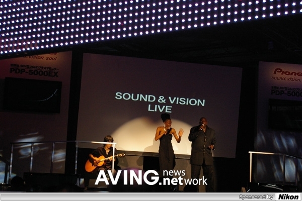 [다시보는 CEATEC2006] 파이오니아, 블랙PDP+차량용IT기술+하루카