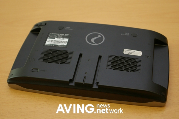 DMB 내비게이션 '아이나비 ES200' 출시