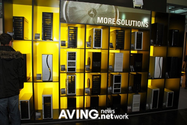 '세빗(CeBIT) 2008'에 참가한 'Sharkoom' 부스 전경