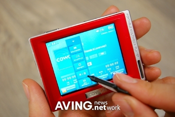 코원, 프리미엄 MP3P'COWON D2' 30만대 판매!