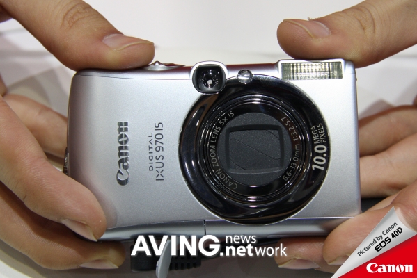 캐논, 곡선 디자인의 컴팩트 디카 '익서스(IXUS) 970 IS'