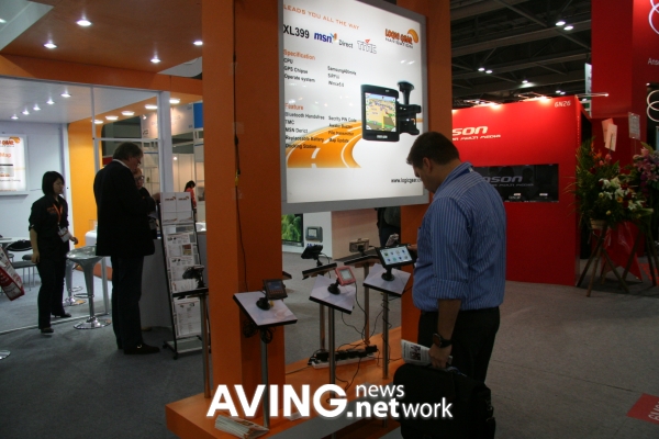 Logic Gear가 선보인 7인치 내비게이션 디바이스 'XL 시리즈'