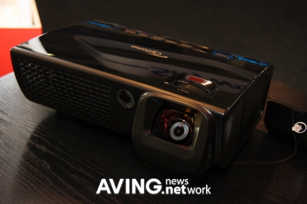 옵토마, 단초점렌즈 탑재한 고화질 XGA급 프로젝터 출시