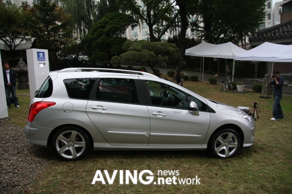 사진으로 보는 푸조 '308SW HDi' - 외관