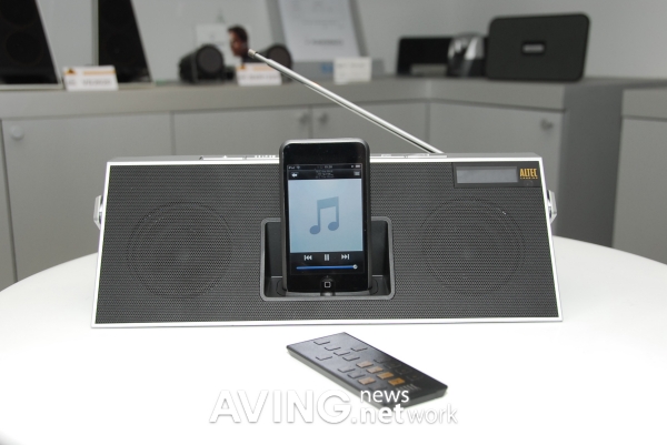 아이팟 도킹스피커 'iMT620 인모션 클래식' 공개
