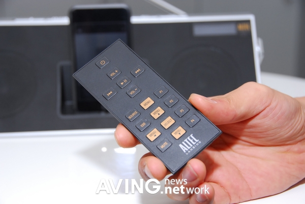 아이팟 도킹스피커 'iMT620 인모션 클래식' 공개