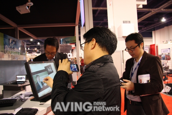 3M, 22인치 멀티터치 디스플레이 'M2256PW' 공개