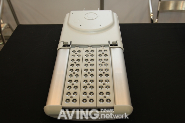 [L&D2010 현장] 일성물산, BetaLED가로등&Carmana 독립형태양광LED조명 소개