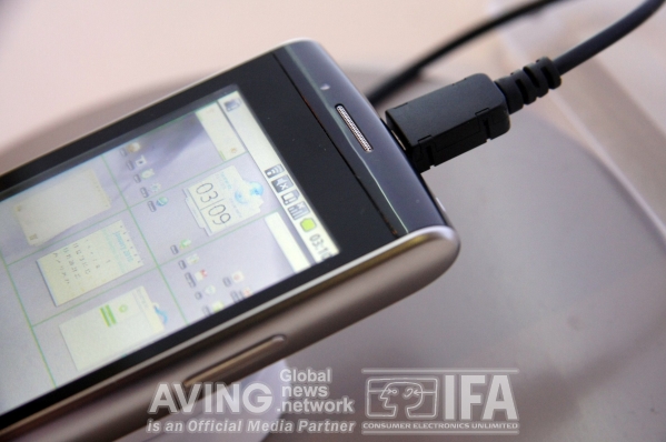 [IFA 2010] 화웨이, 3.2인치 안드로이드폰 'U8500' 선보여