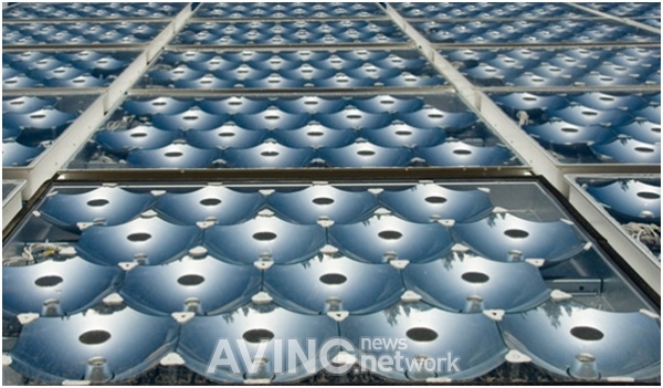 미국 SolFocus, 태양열 집열 시스템 SolFocus 1100S CPV 전시