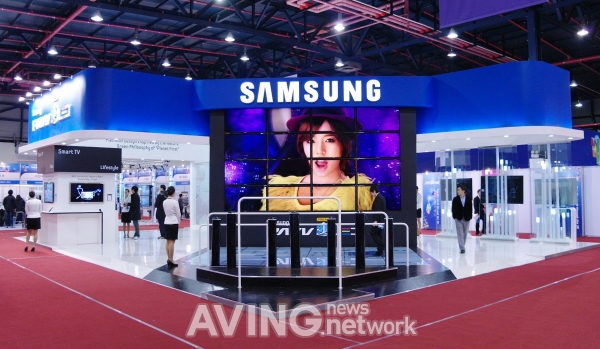 삼성전자, 3D LED TV 9000 시리즈 'UN55C9000' 선보여