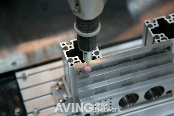 NT리서치, 힘 제어 센서 추가한 산업용 로봇 'ForceMate' 소개