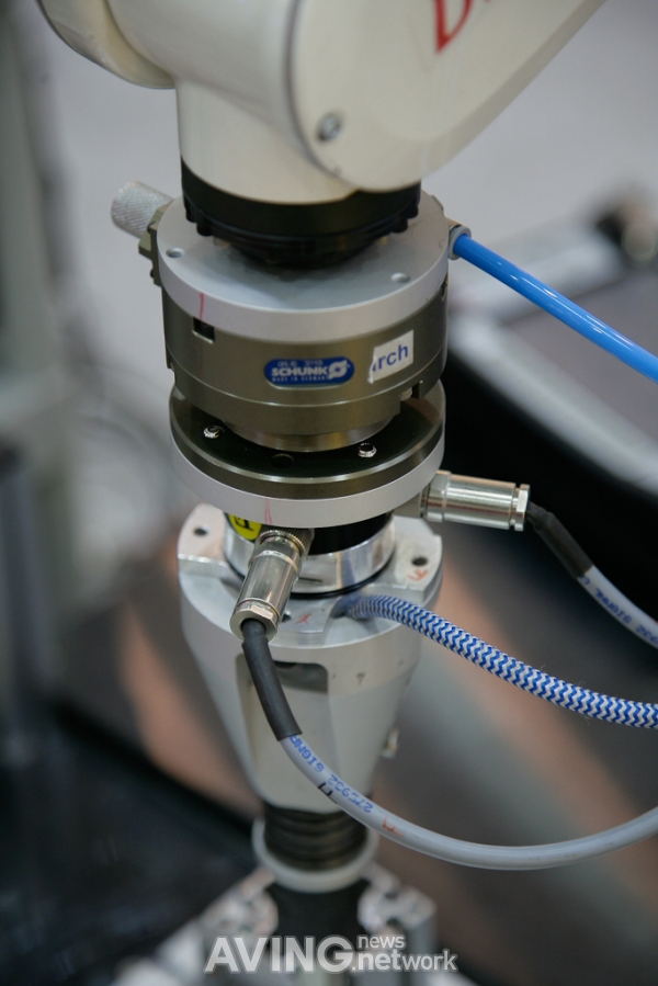 NT리서치, 힘 제어 센서 추가한 산업용 로봇 'ForceMate' 소개