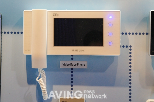 서울통신기술, 200세대 이하의 Apartment 비디오폰 '삼성 이지온 SHT-3006XM' 선보여