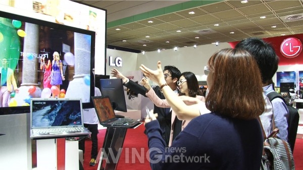 [WIS 2011 영상] LG전자 `하나의 안경으로 모든 3D를 보라'