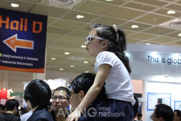 [WIS 2011] 다채로운 IT 기술 중 체감형 IT 기술 빛나