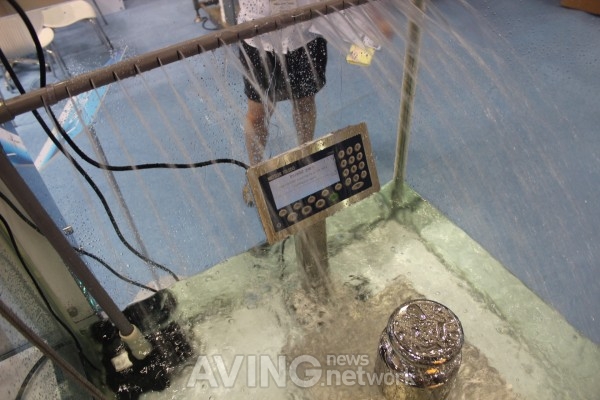 [COPHEX 2011] 메틀러토레도, 방수형 스케일 'ICS-469'