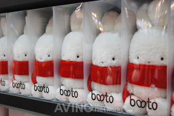 로커스, 부끄러운 토기 '부토(Booto)' 소개