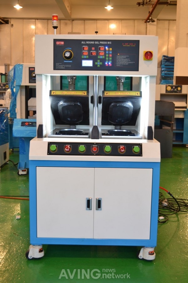 [미리보는 BISS 2011] GTM-KOREA, 신발과 아웃솔 압착하는 '젤압착기' 선보인다