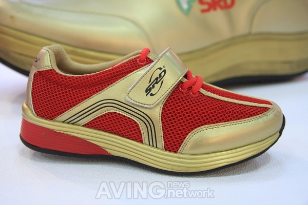 'BISS 2011'서 소개된 건강 기능성 슈즈에는 어떤 제품들이 있나?